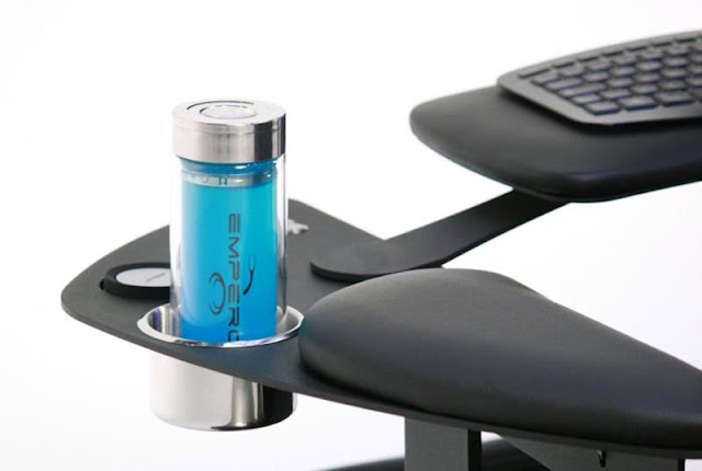 Future Computer Workstation "Emperor" - PICXACT - "Amazing Findings ...