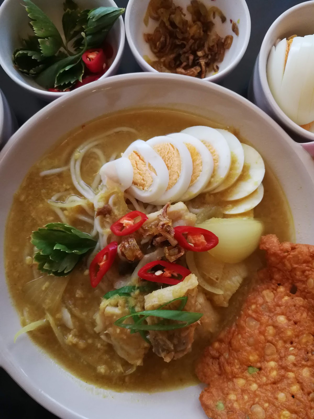 My Foodies: Mohinga, Burmese Fish Soup Noodle
