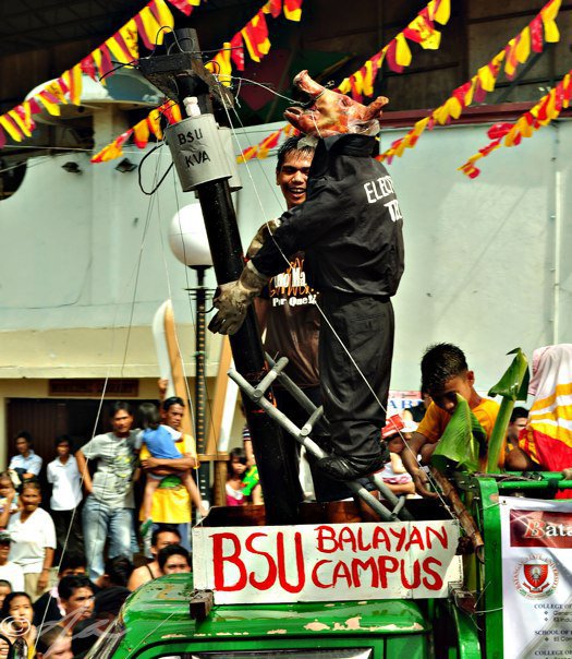 Parada Ng Lechon-Balayan Batangas ~ What's New Philippines?