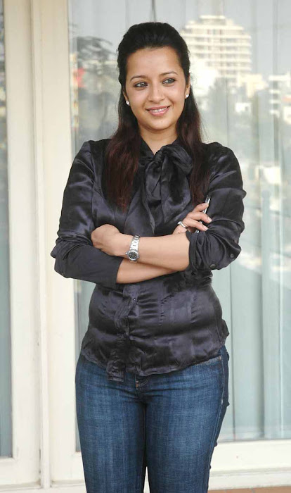 Reema Sen in Jeans Cute Photos