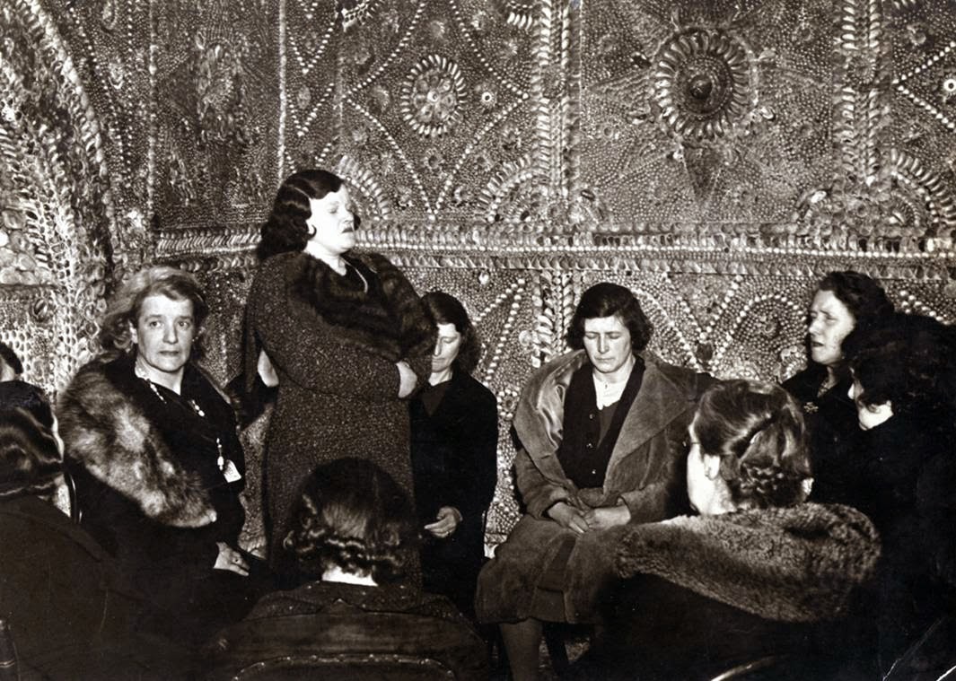 The Mystery of the Margate Shell Grotto ~ Kuriositas