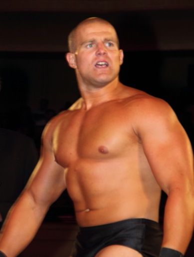 Beefcakes of Wrestling: The New and Improved Mike Mondo