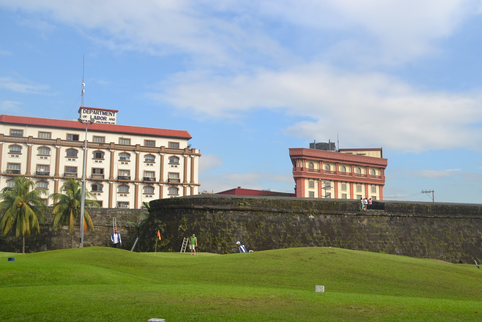 LEXICAL CROWN: YOUR EYES CAN FEAST ON THE FASCINATING VIEW OF THIS GOLF ...