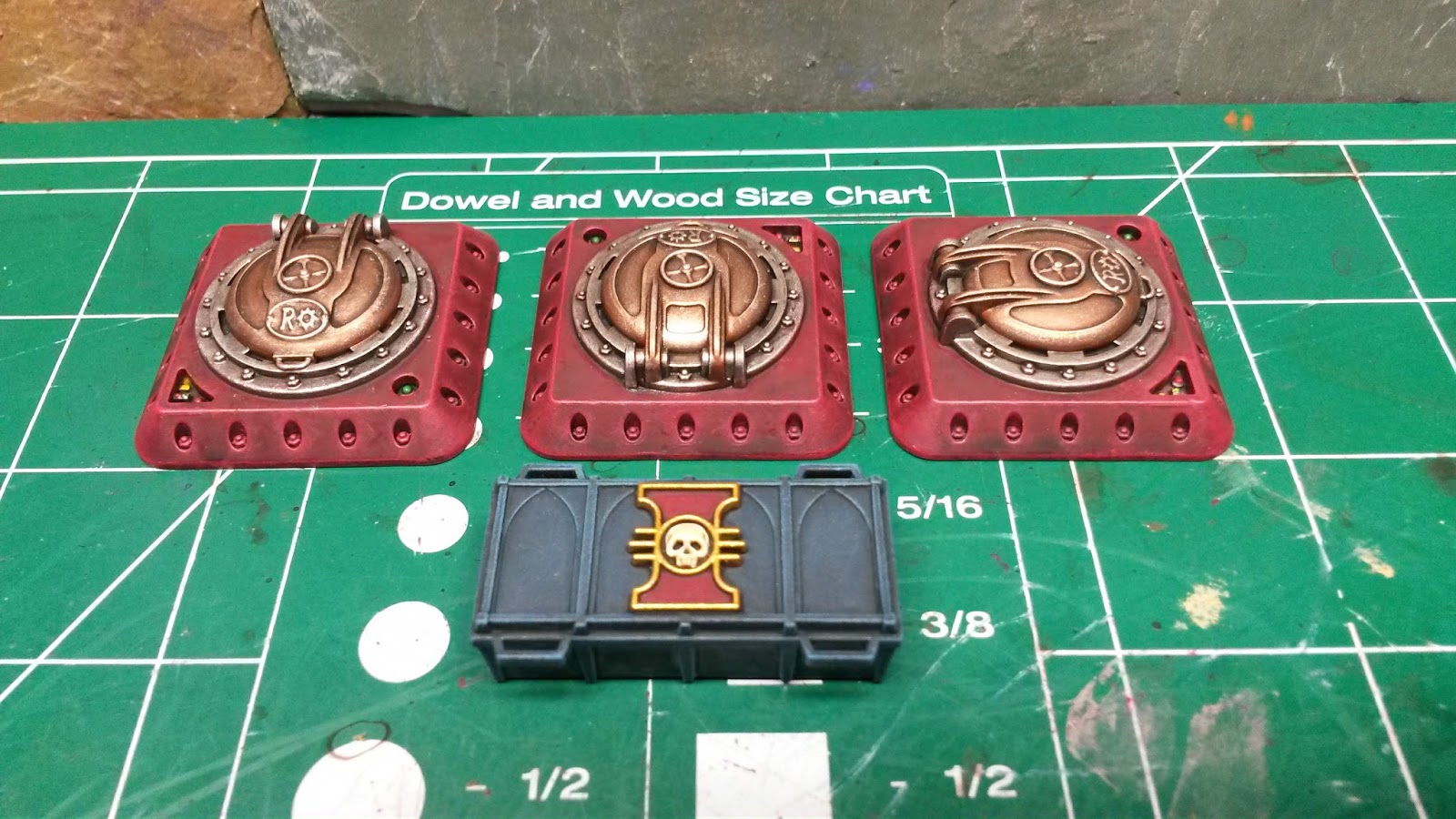 RUDHAMMER:40K: Access Hatches and Inquisitional crates!