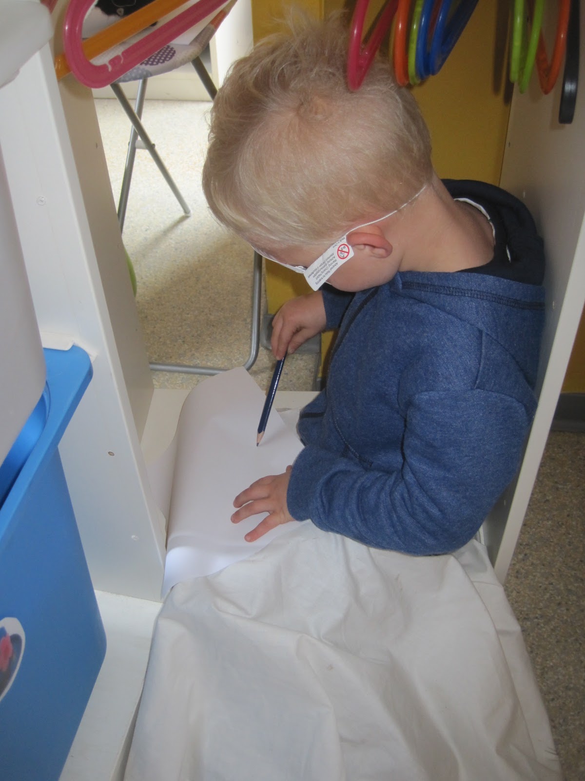 Welkom in de 2de kleuterklas!: Verhaal met prenten: Papa spook is jarig!