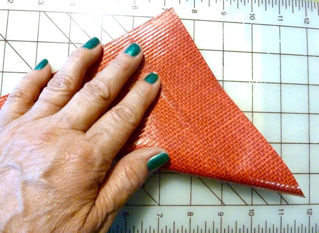 Make it easy crafts: Duct tape tissue holder DIY