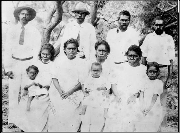 The Guurrbi Blog: The Aboriginal Family: Moieties & Marriage