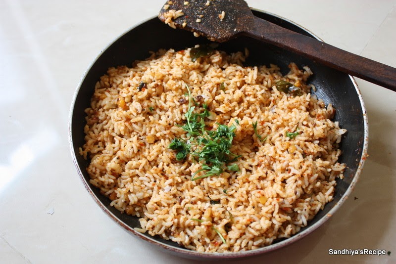 Sandhiya's Cookbook: Puliyotharai | Tamarind Rice