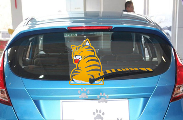 汽车乱贴sticker，小心中罚单