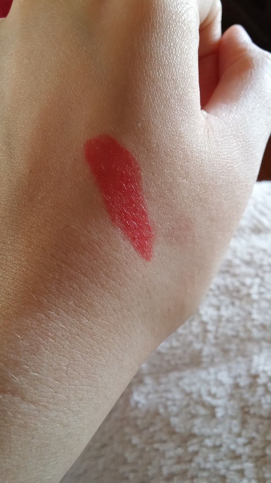 Red Rendezvous: Review | Avon Anew Beauty Tinted Lip Plumping ...