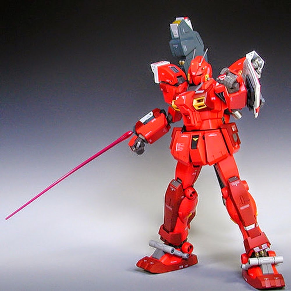 Gundam Family: MG 1/100 Gundam Red Warrior Custom Build