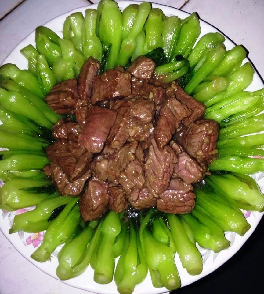 Khmer Foods: Cha Lok Lak Spei Toeu