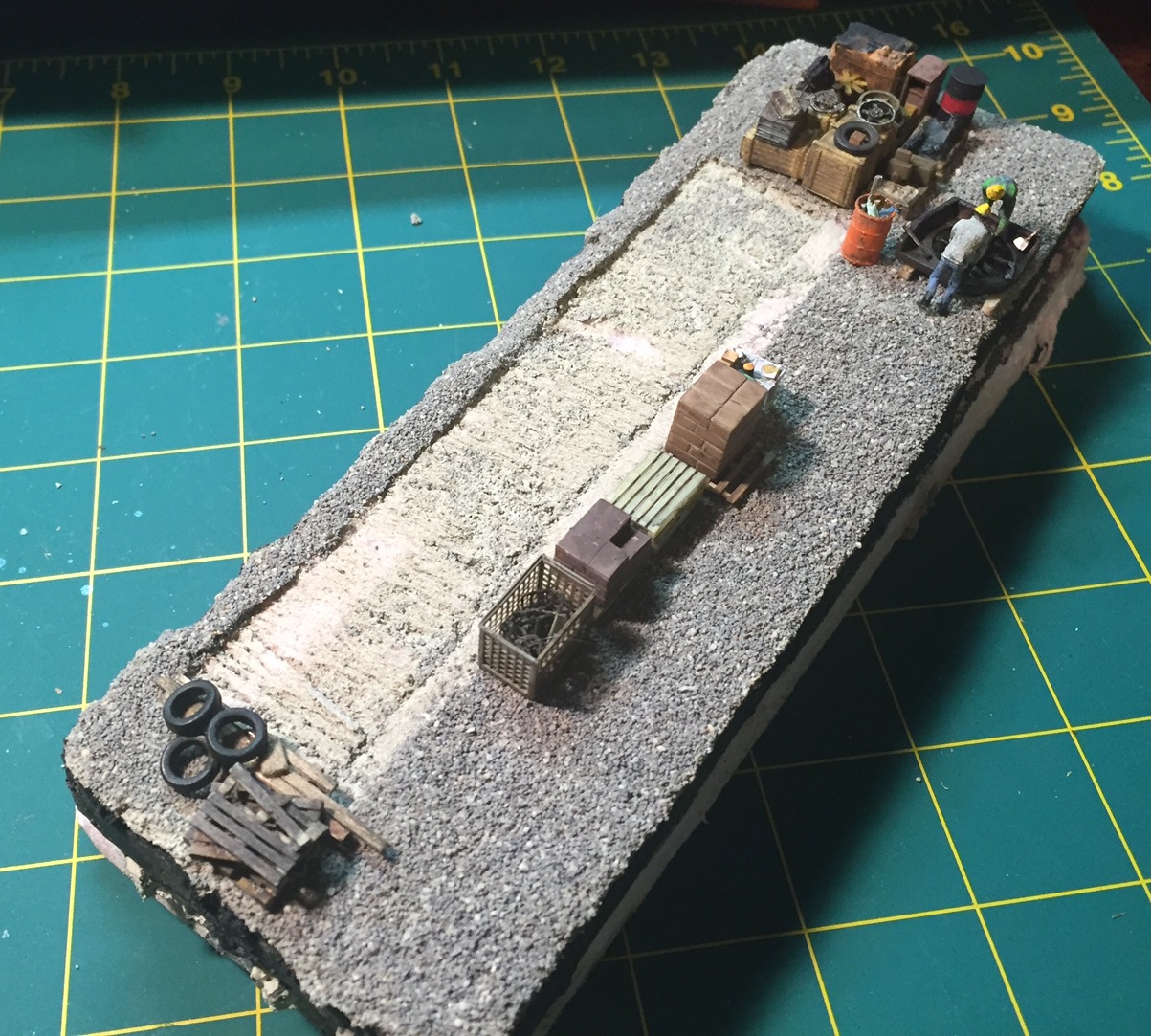 SP&S OREGON TRUNK: PROJECTS IN PROGRESS