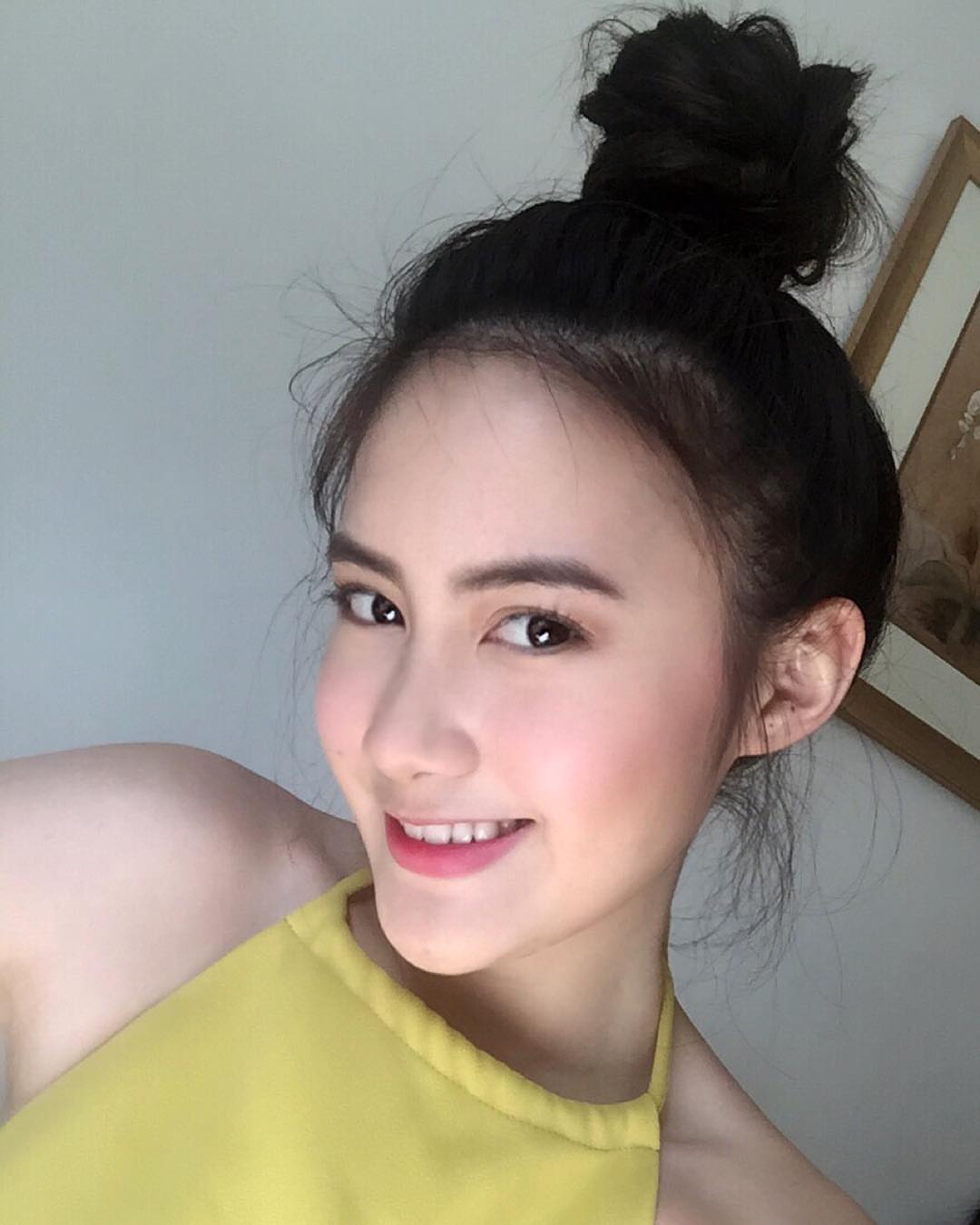 Phoiphailin Sivilay Nguyễn Mai Chi - 📖