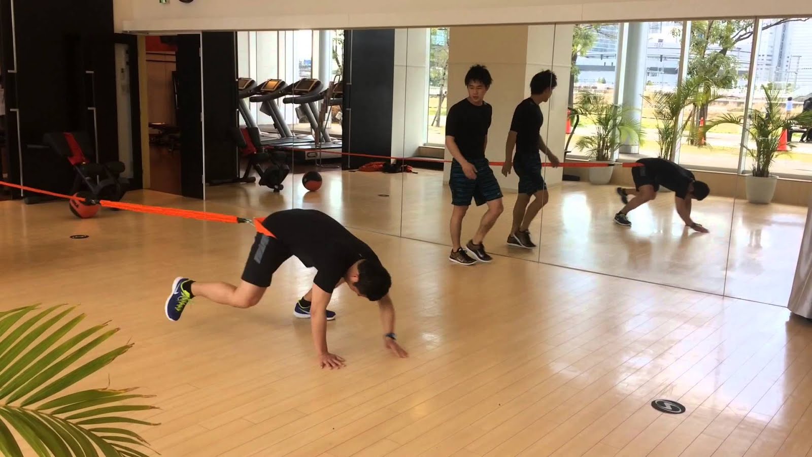 7 Do-It-Yourself Resistance Band Exercises With Resistance 90 By ...