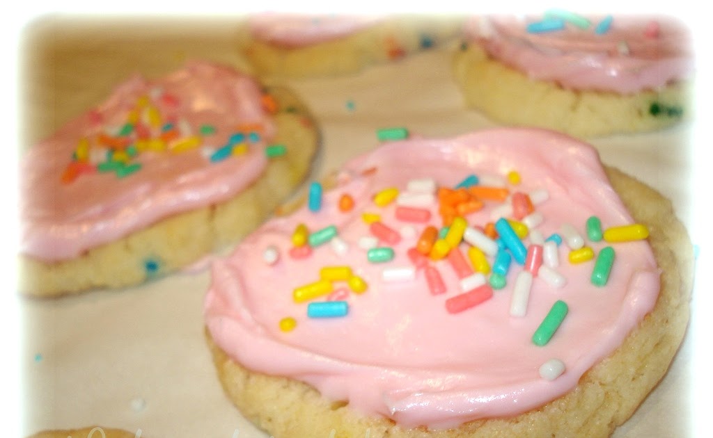 An American Housewife: White Cake Mix Cookies