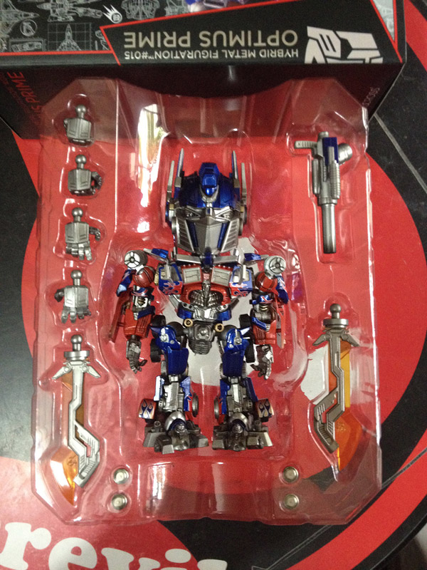 TOYSREVIL Reviews: (Hybrid Metal Action Figuration) Optimus Prime by ...
