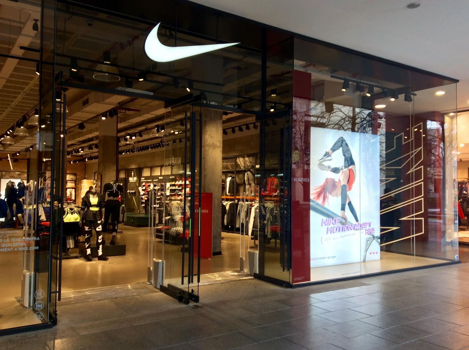 TIENDAS NIKE EN BARCELONA