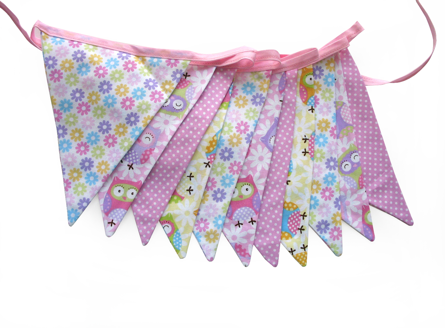 Merry-Go-Round Handmade: Mery-go-round Handmade just loves Bunting! So ...