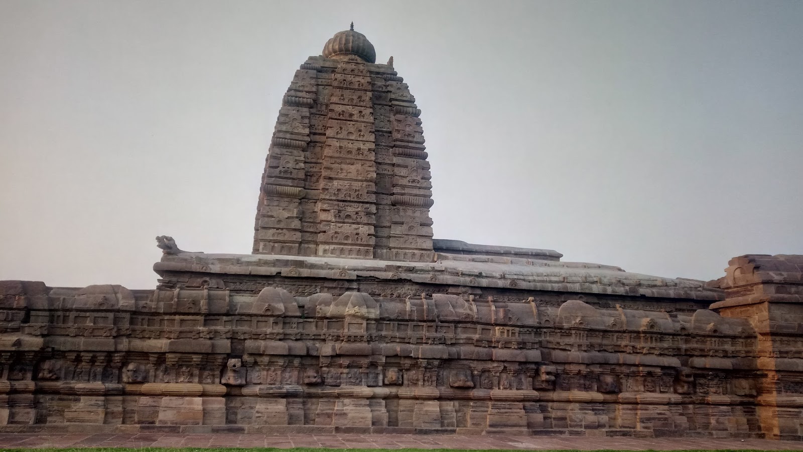 MY EXPERIENCE IN GANDHI: Kudavalli Sangameswara temple Alampur ...