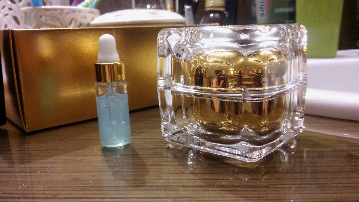 Perle Bleue: recenzja nowego kremu przeciwzmarszkowego