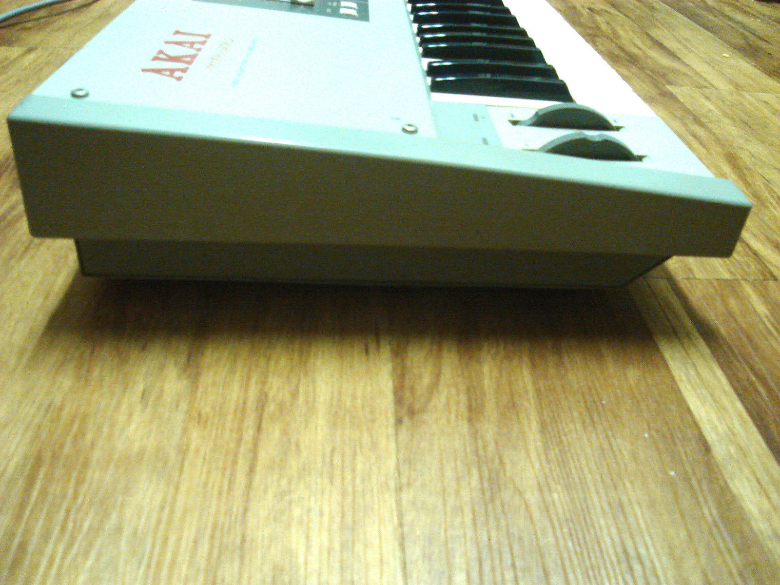 MATRIXSYNTH: AKAI MX-73