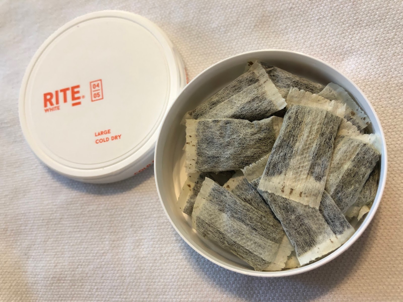 RITE Cold Dry (Slim & Large) Snus - Review. 10 May 2020.