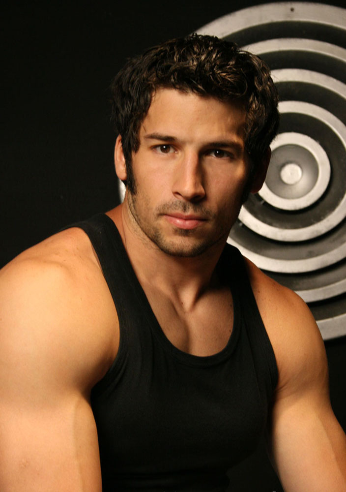 Pirulex: Leo Giamani