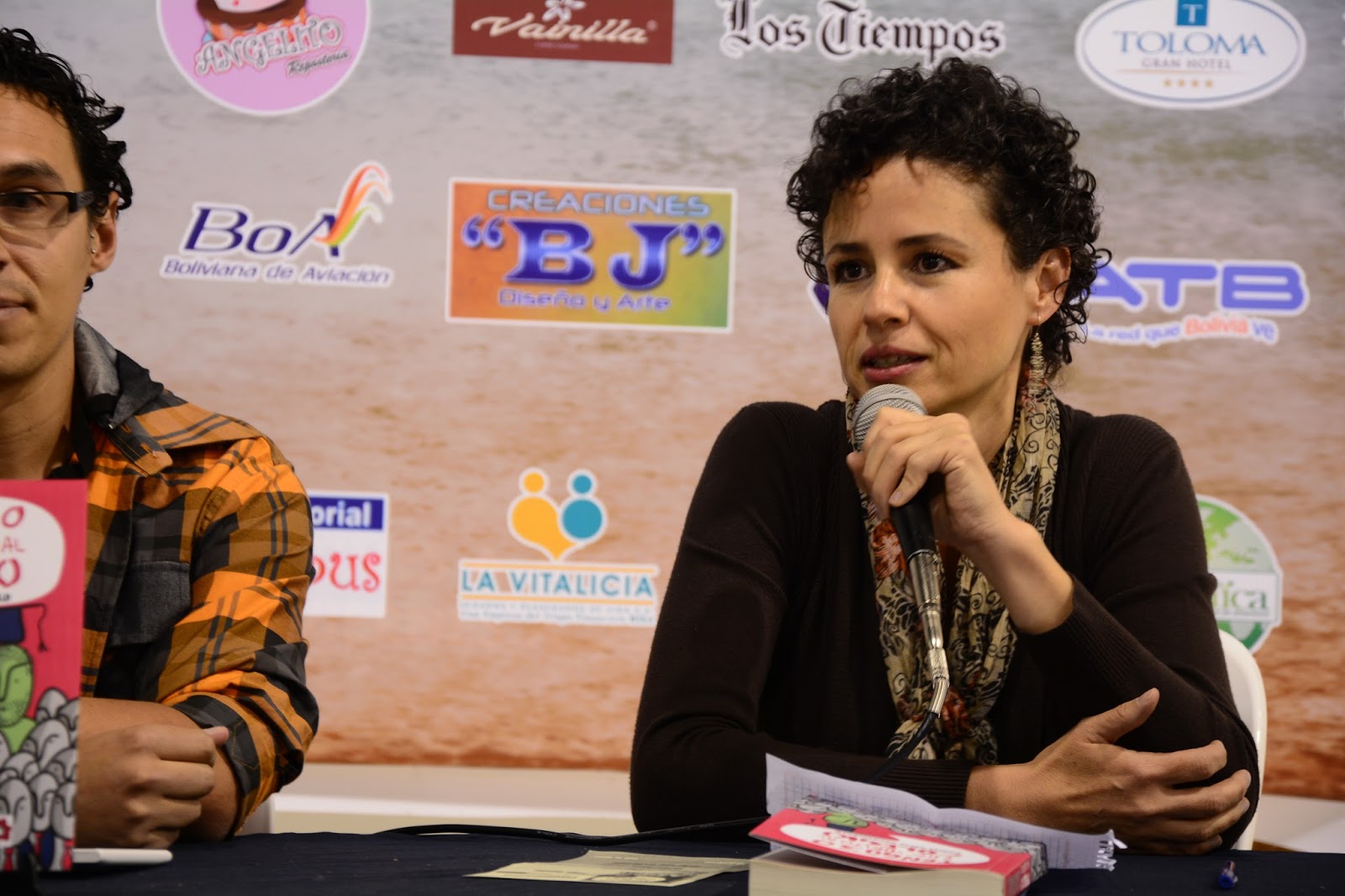 Laboratorio de Periodismo y Crítica Cultural: "TENGO 30 HEVUELTO A LA ...