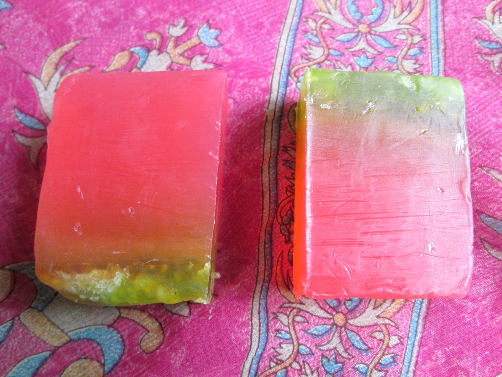 Nyassa Handmade Clear Soap in Fresh Raspberry Review