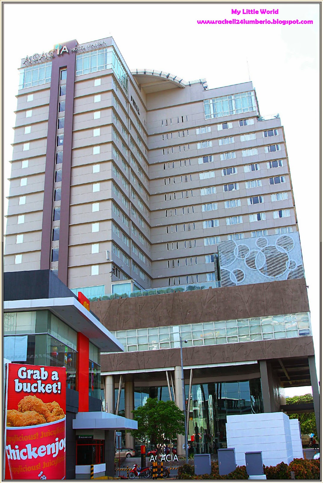 Hotel Review: Acacia Hotel | My Little World by Mommy Rackell