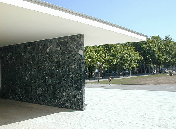 Glanage: Architecture : la fonction et la forme