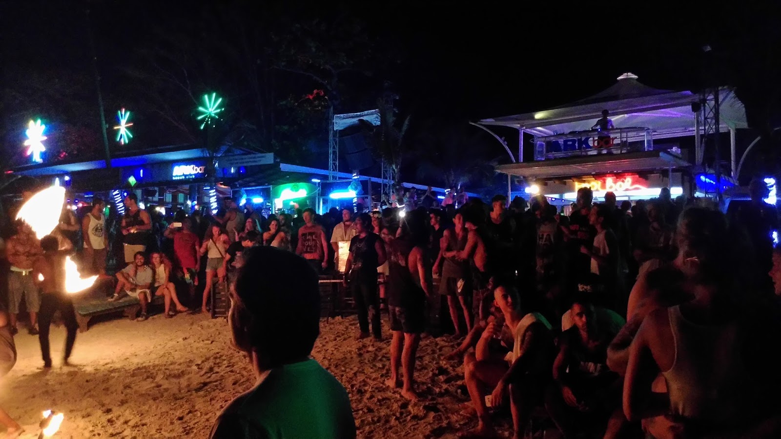 Koh Samui and Koh Phangan: Ark Bar at Chaweng Beach, Samui