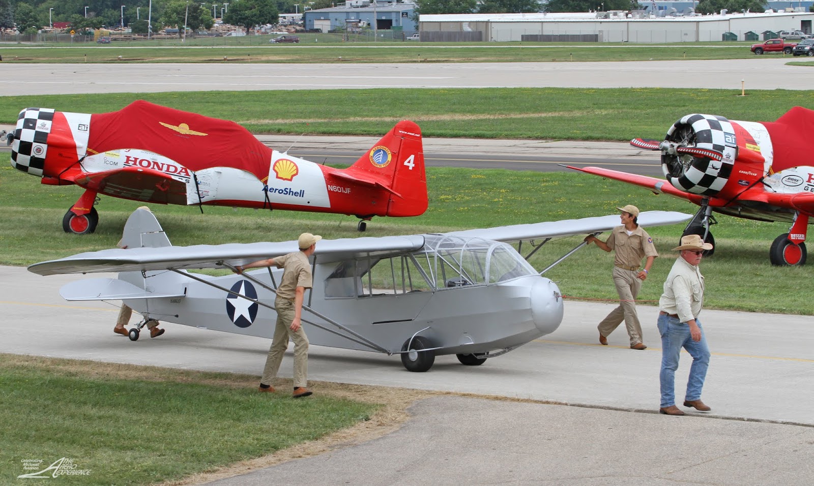 The Aero Experience: EAA AirVenture Oshkosh 2018: Airshows - World War ...