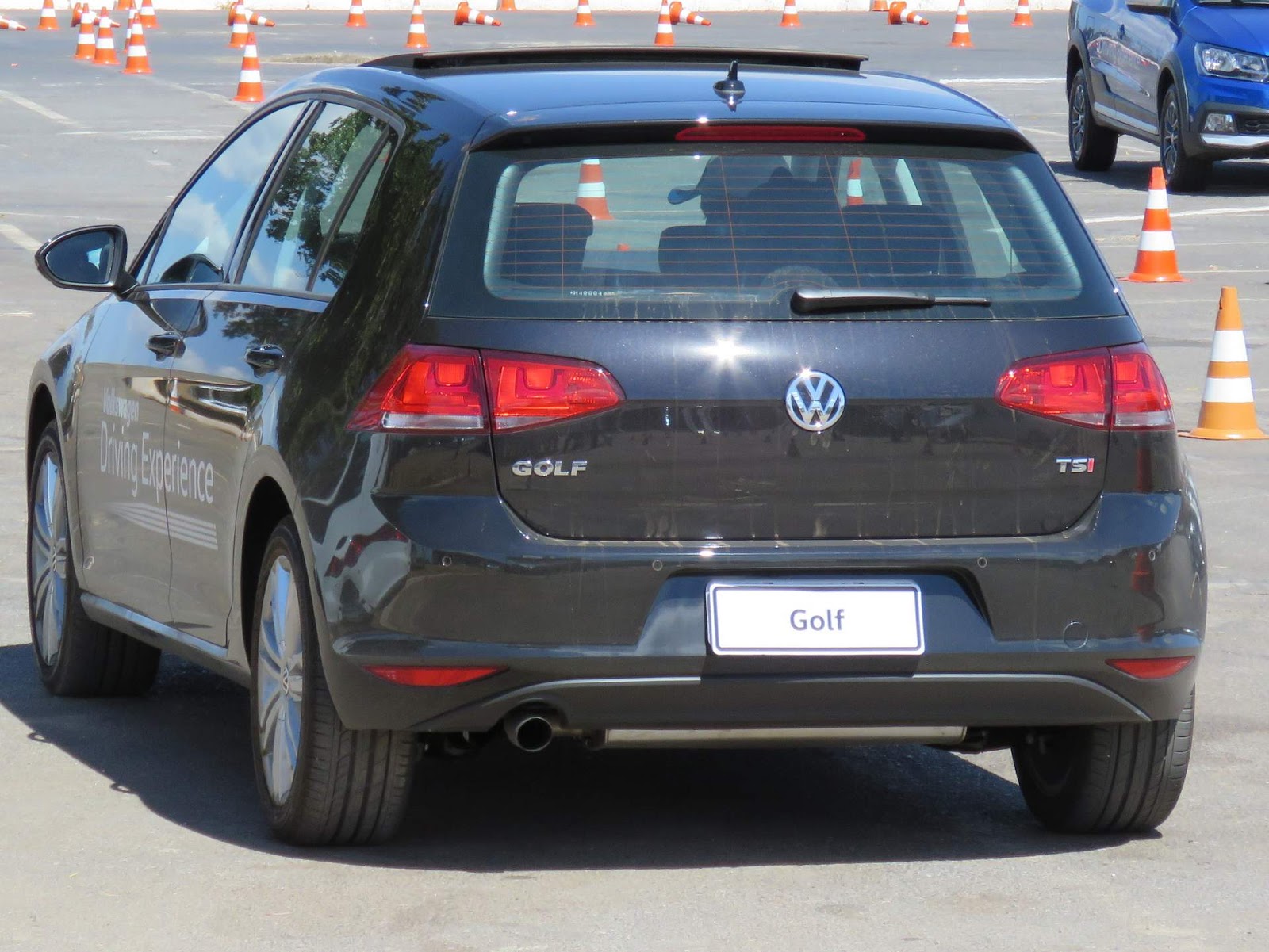 VW Golf 1.0 TSI: o hatch médio quase perfeito - vídeo