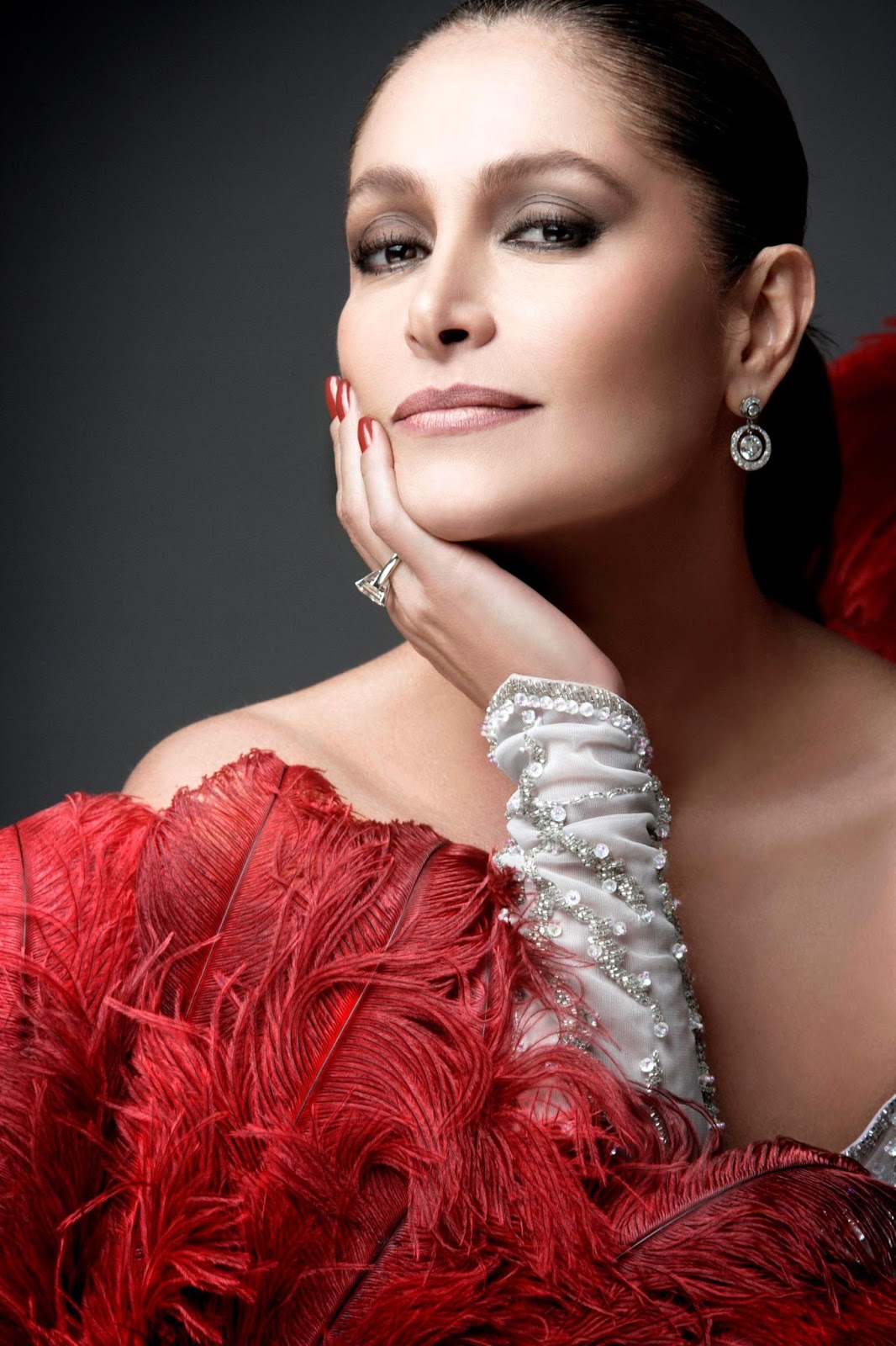 GRANDES DE MEXICO : DANIELA ROMO