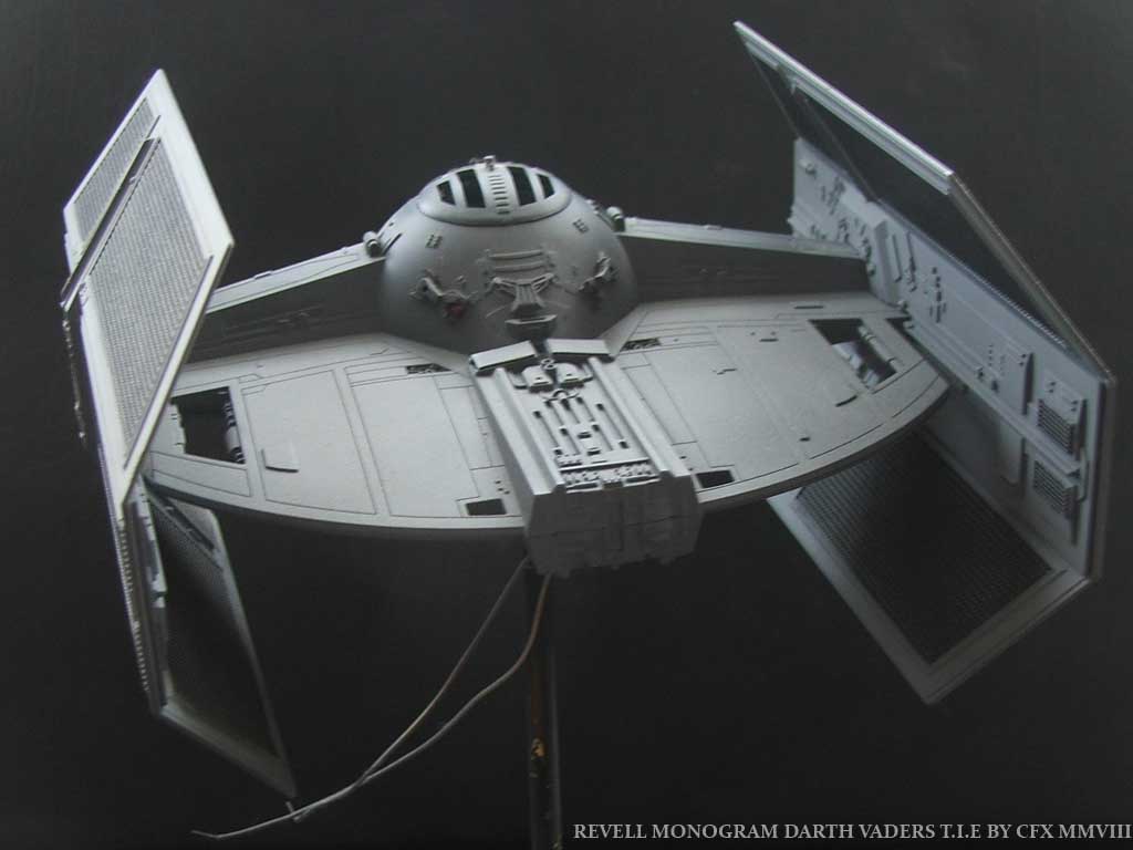 illumination5: Revell TIE X-1