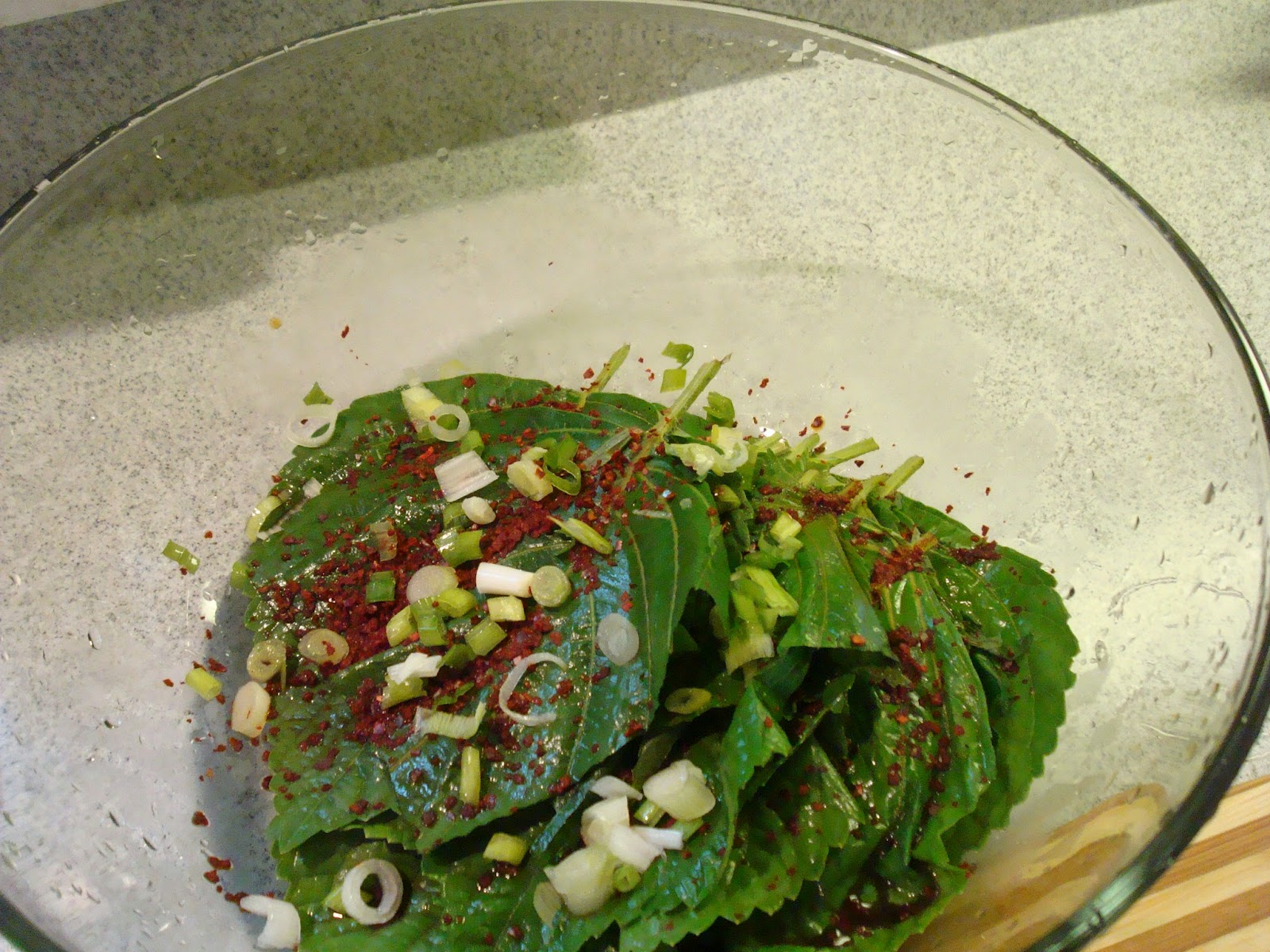 Perilla Leaves Salad