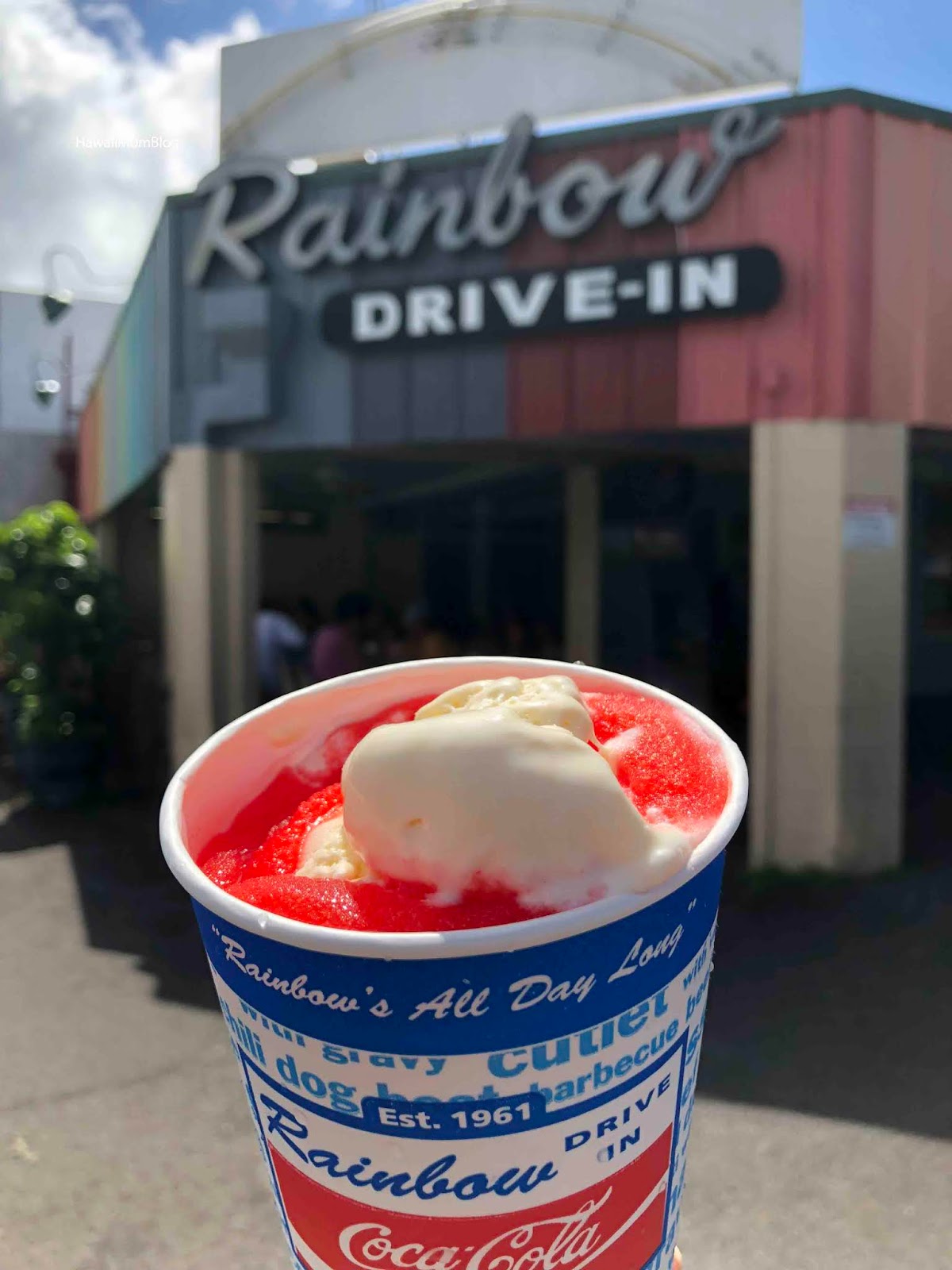 Hawaii Mom Blog: Rainbow Drive-In