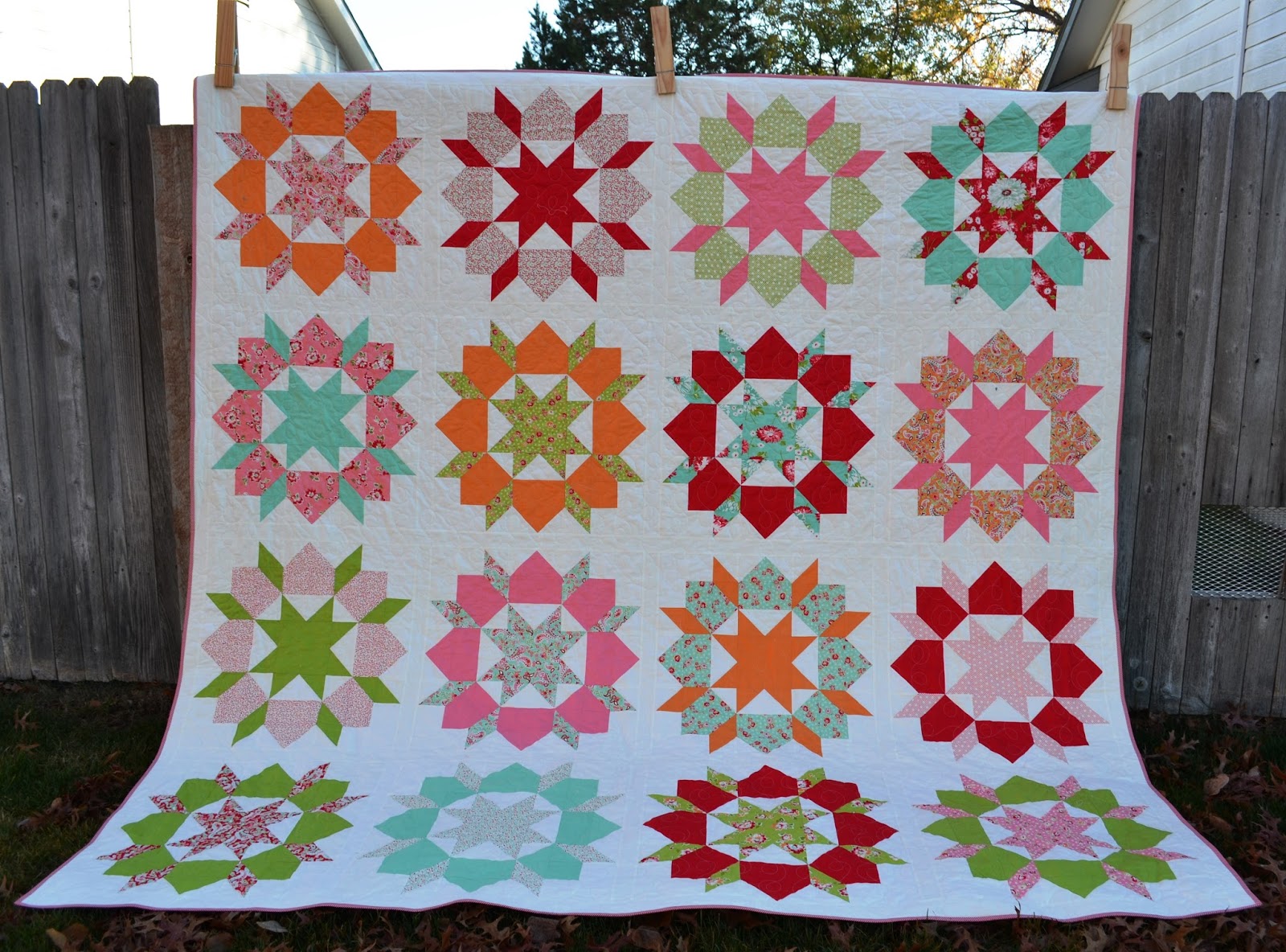 Porch Swing Quilts: Friday Finish: Scrumptious Swoon Quilt!