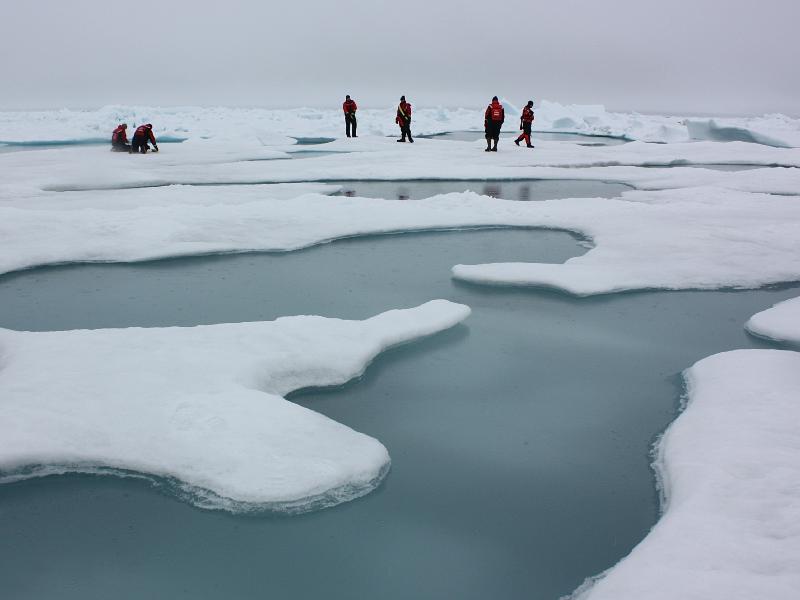 Es Kutub Utara mencair - Galaxy