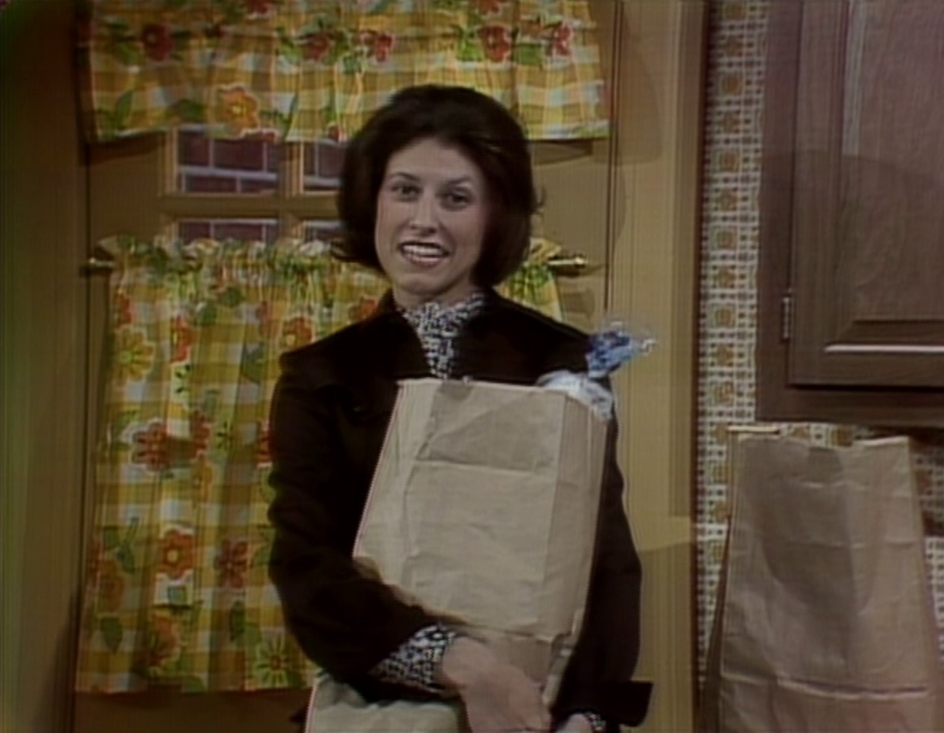 Classic SNL Reviews: Season 1, Episode 6 Host:Lily Tomlin