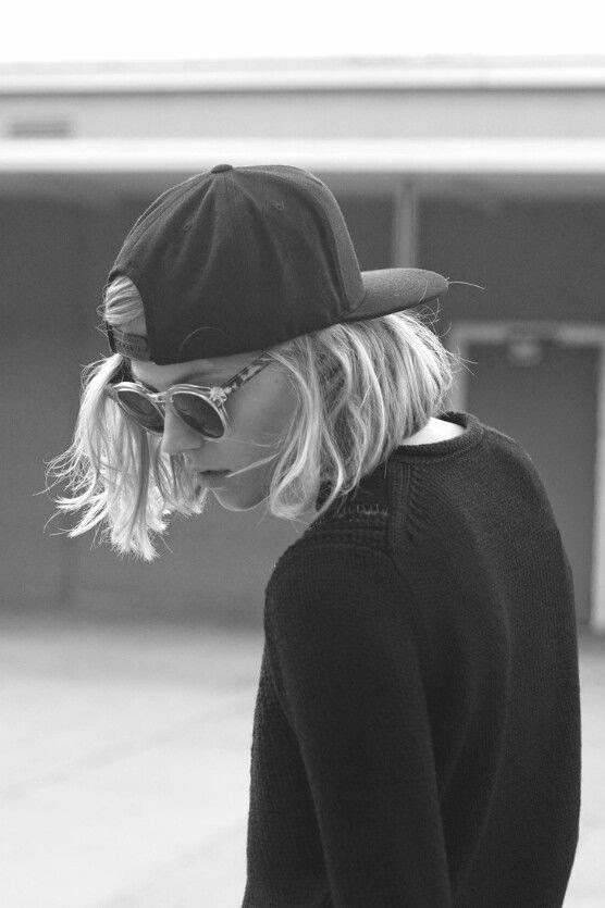 alt: Figure of skate.