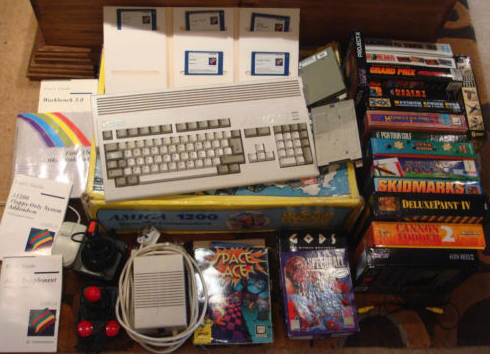Retro Treasures: Amiga 1200: the DD bundle
