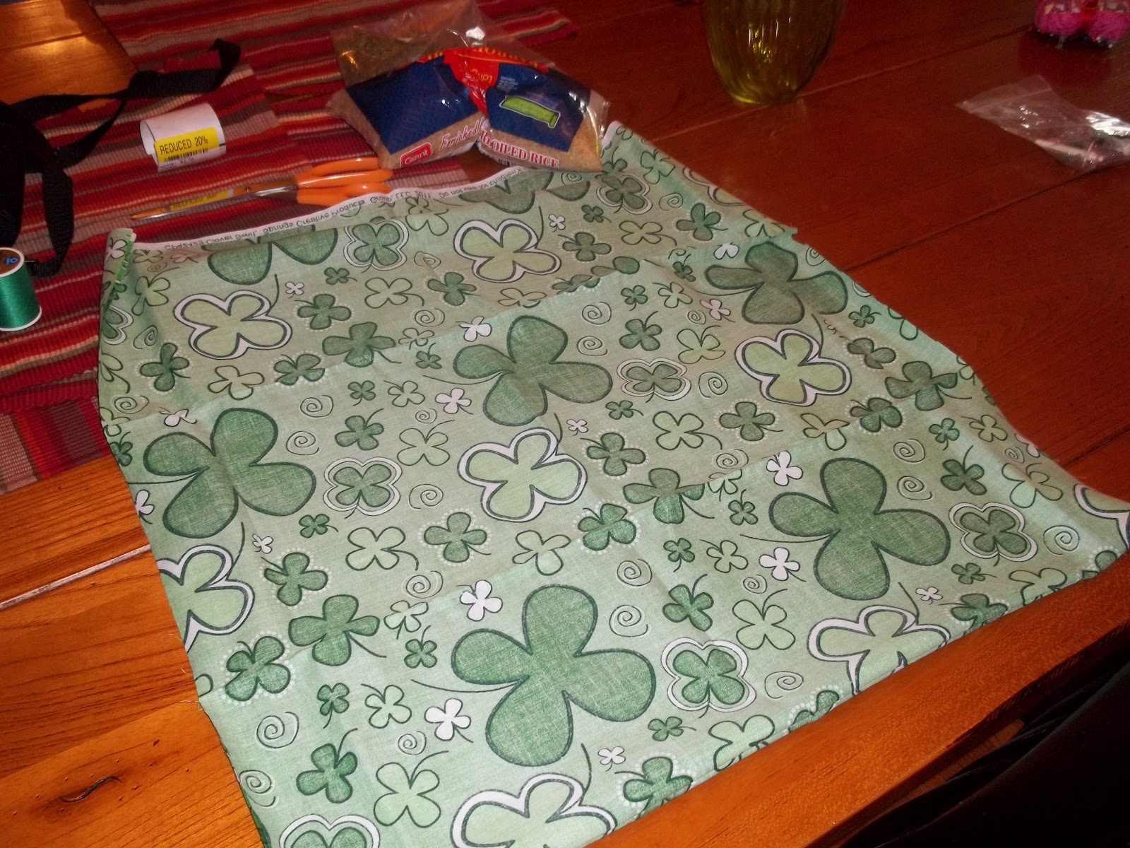 Minty Projects: Tutorial 001: Scented Rice Packs