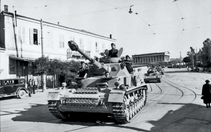 27 Απριλίου 1941: Οι Γερμανοί μπαίνουν στην Αθήνα (ΒΙΝΤΕΟ - ΦΩΤΟ ...
