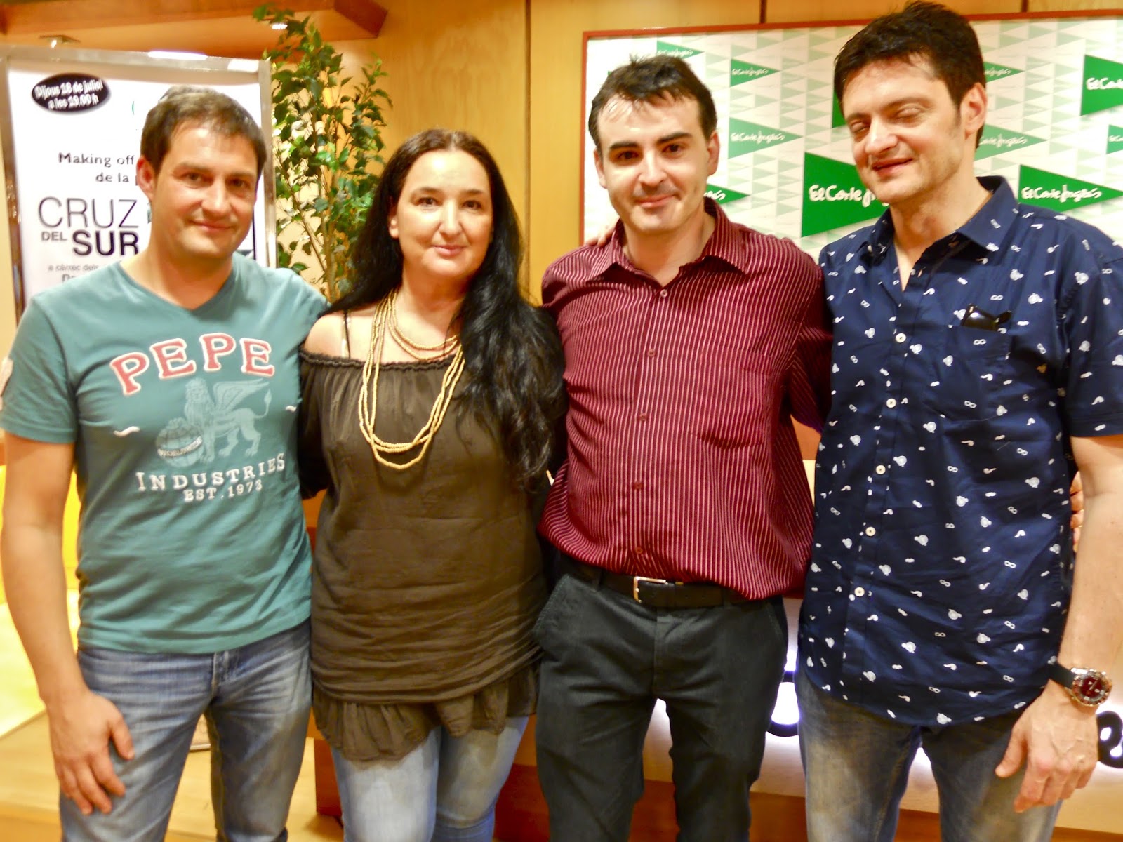 Alex Guerra Terra: Fotos & Amigos