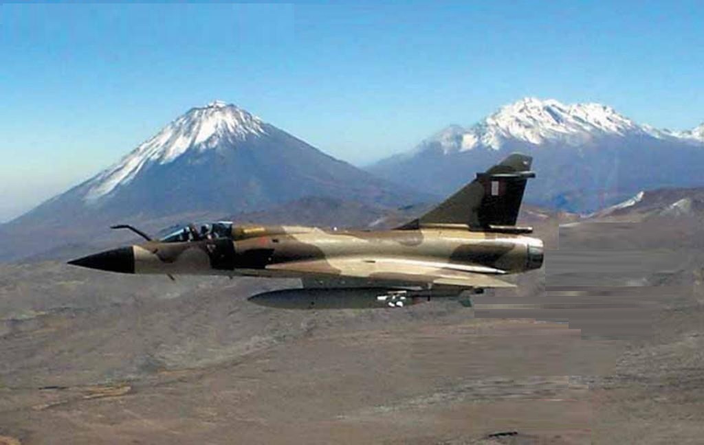 FOTOARMAS.COM: Dassault Mirage 2000 (Peru).