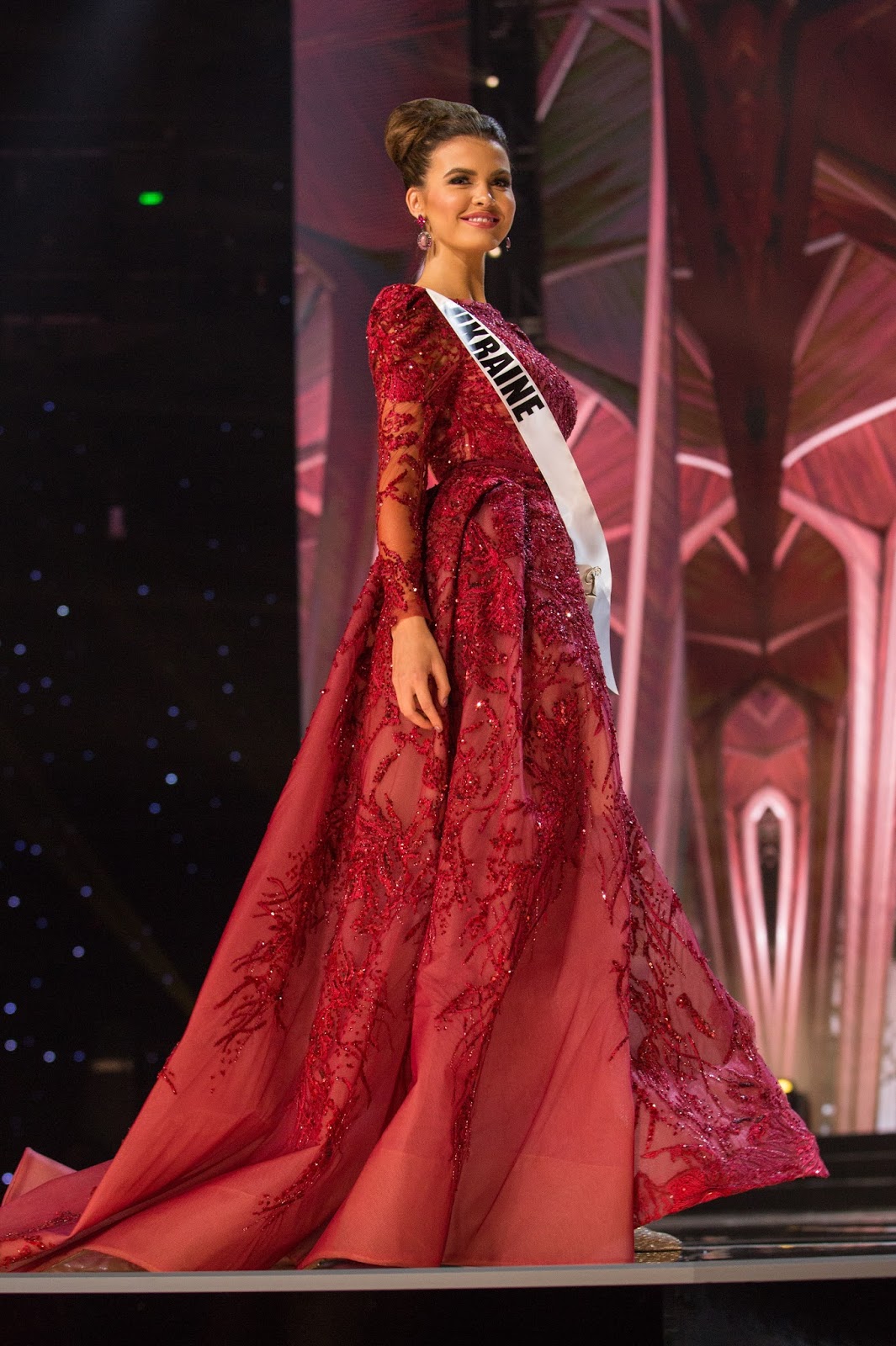 MISSES DO UNIVERSO: Alena Spodynyuk: Miss Universe Ukraine 2016 ...