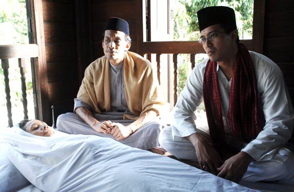 Sayang Wayang: Transverse (2010) @ 2 Alam